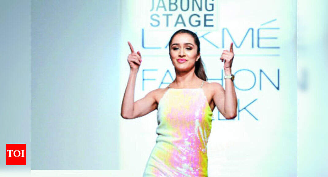 Jabong international collection launched at LFW - Times of India