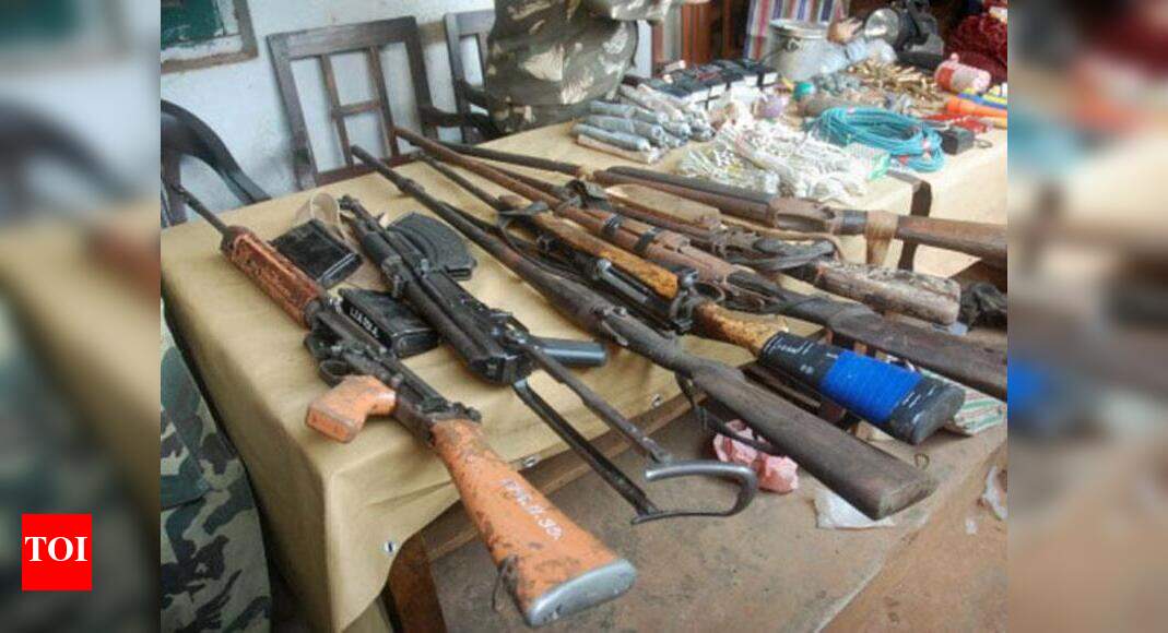 Delhi: Massive arms haul busted, guns and bullets seized | Delhi News ...