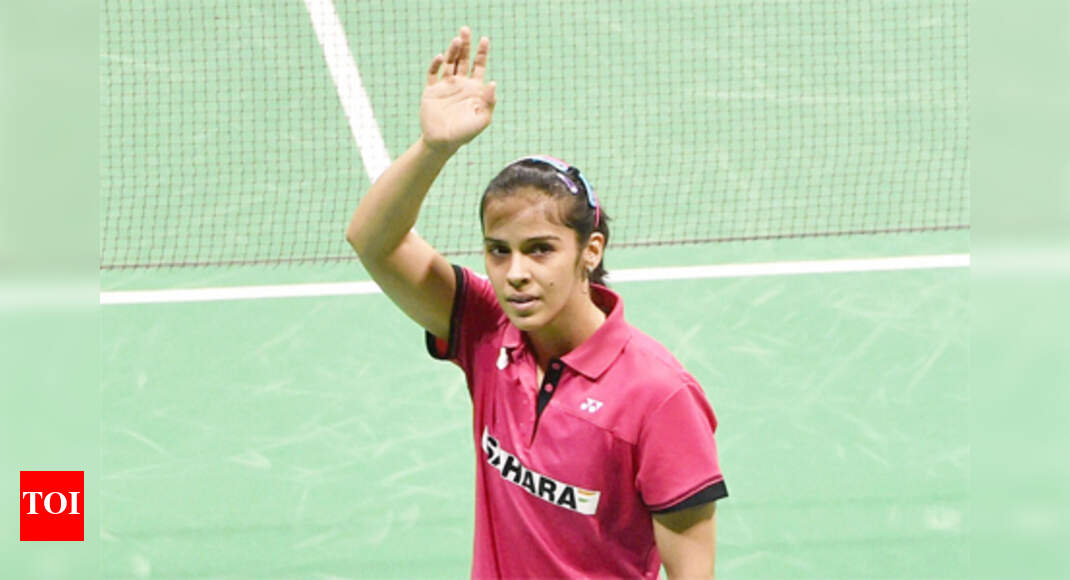 Saina true role model for aspiring sportspersons: Tendulkar | Badminton ...