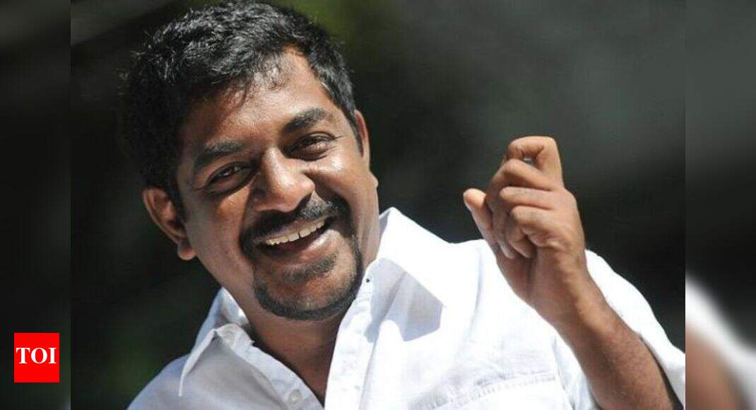 Yogaraj Bhat visits JK’s house - Times of India