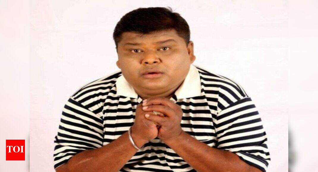 Experiment with comedy, says Bullet Prakash | Kannada Movie News ...