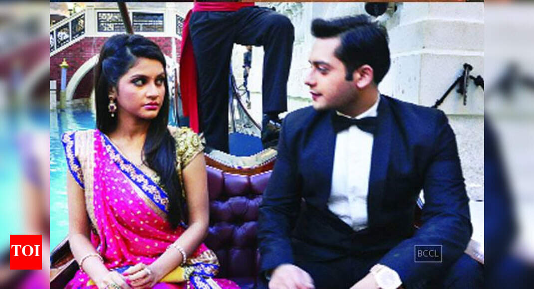 Badii Devrani shoots in Macau - Times of India