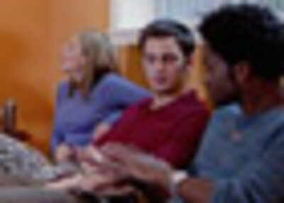 Social contest leads to bigger brains - Times of India