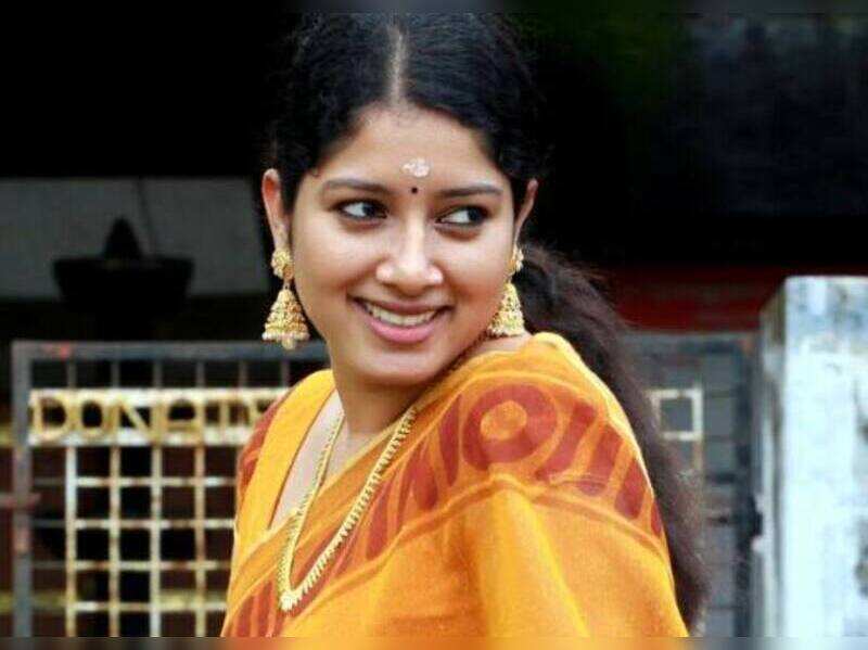 Anumol upcoming: I can't replicate Sajitha's performance | Malayalam ...