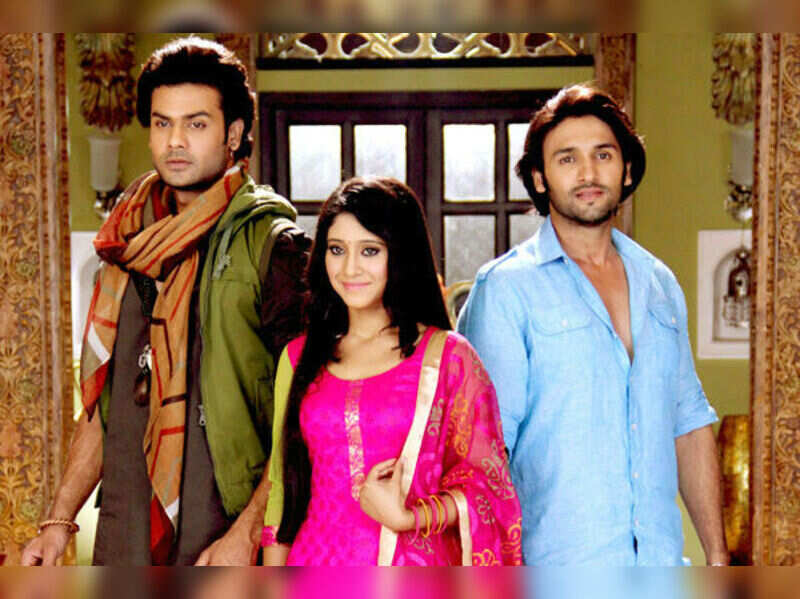 On-Screen Love Triangles - Times of India