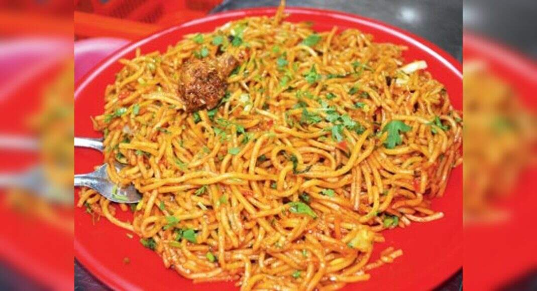 Street Food in Nashik: Street Food Paradise