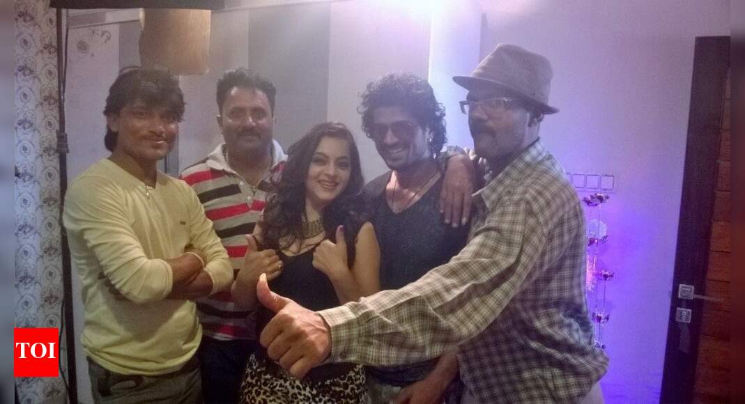 Sanjay Maurya shoots at Pavagadh | Gujarati Movie News - Times of India