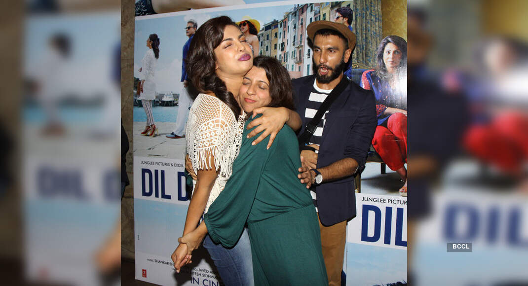 Celebs caught off-guard! Pics | Celebs caught off-guard! Photos ...