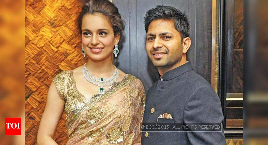 Kangana Ranaut at the launch of Sunar Jewel House in Karol Bagh ...