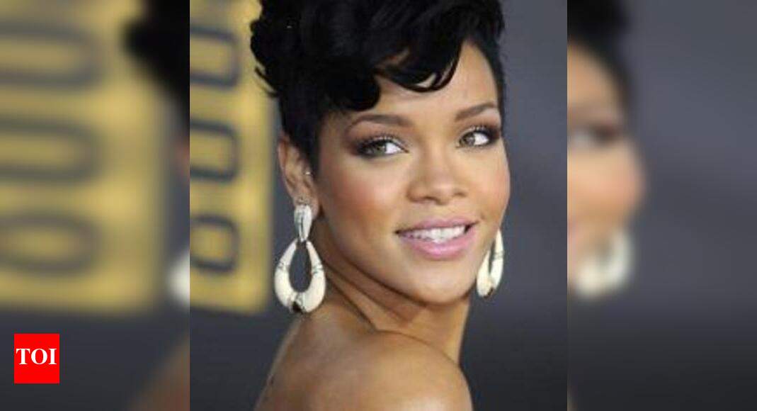 Rihanna has revealed new track ''James Joint'' | English Movie News ...