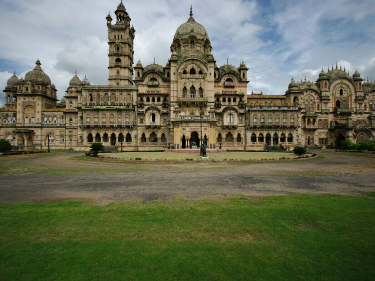 Baroda History | Baroda Sightseeing | Times of India Travel