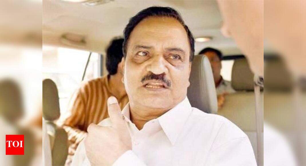 Maharashtra transport minister Diwakar Raote inaugurates new Borivli ...