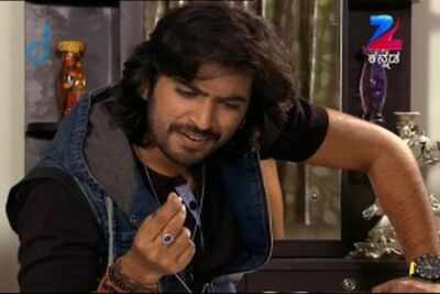 Bhuvan reveals his real nature - Times of India