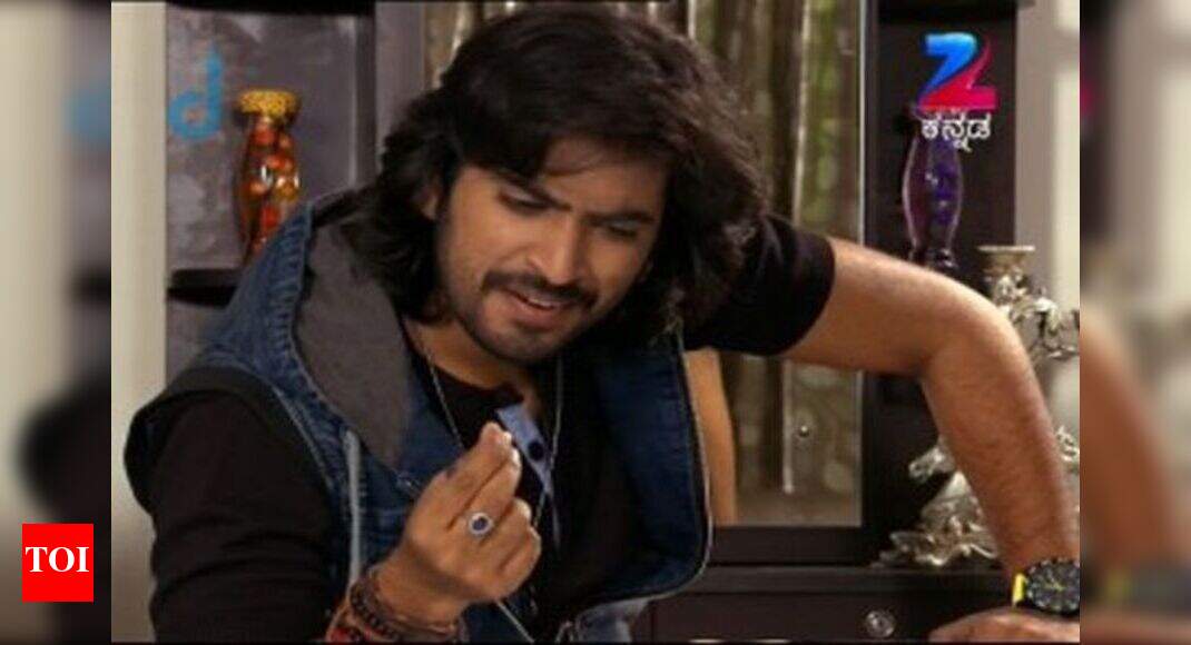 Bhuvan reveals his real nature - Times of India