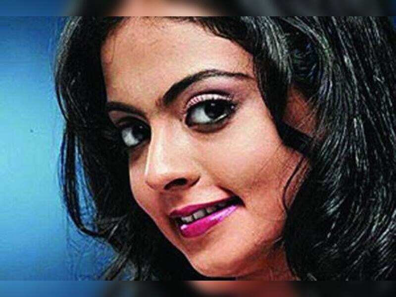 Notebook fame Maria Roy: Maria Roy to tie the knot | Malayalam Movie ...