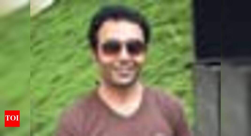 Raj Shroff catches up with friends | Events Movie News - Times of India