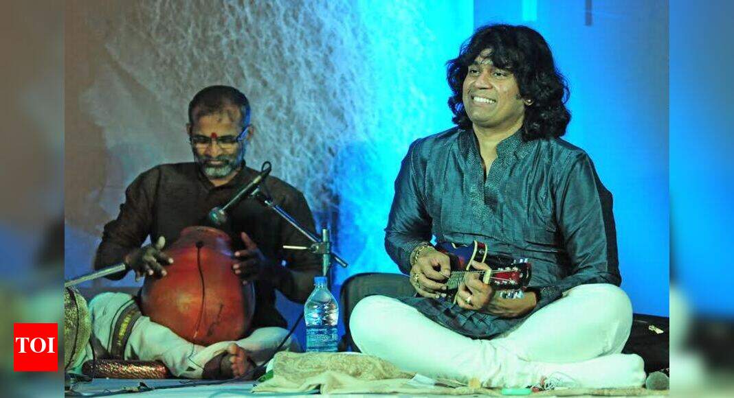 Mandolin player U Rajesh performs for CP Padmakumar commemoration in ...