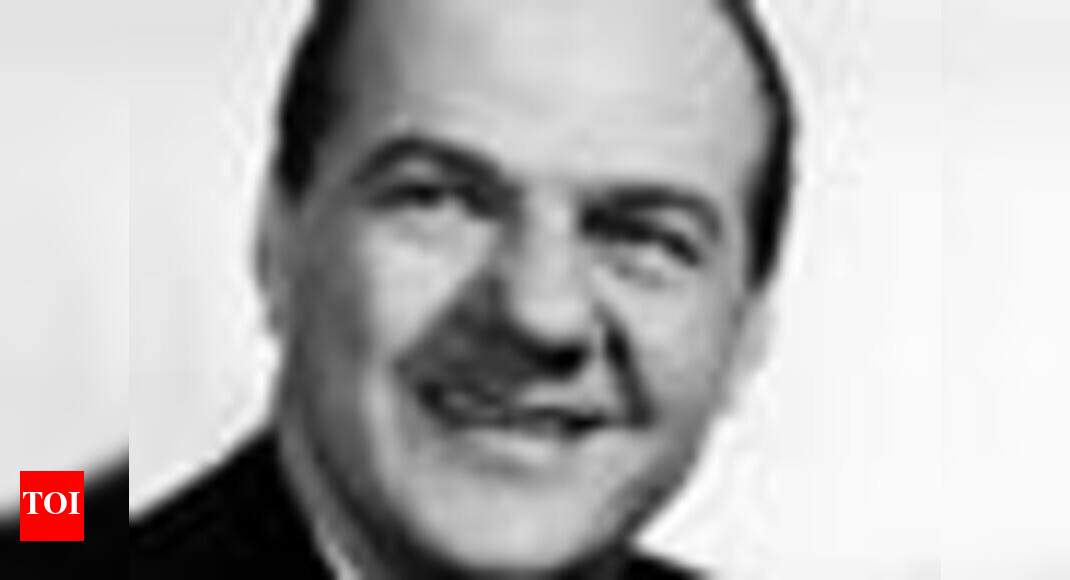 Legendary actor Karl Malden dies at 97 | English Movie News - Times of ...