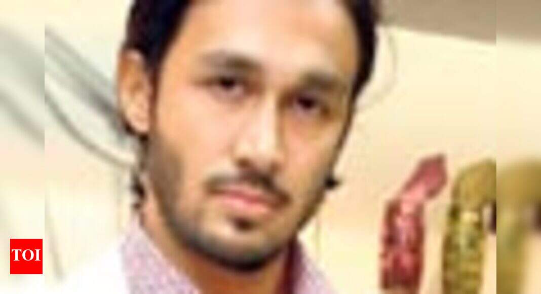 Aryan’s food addiction - Times of India
