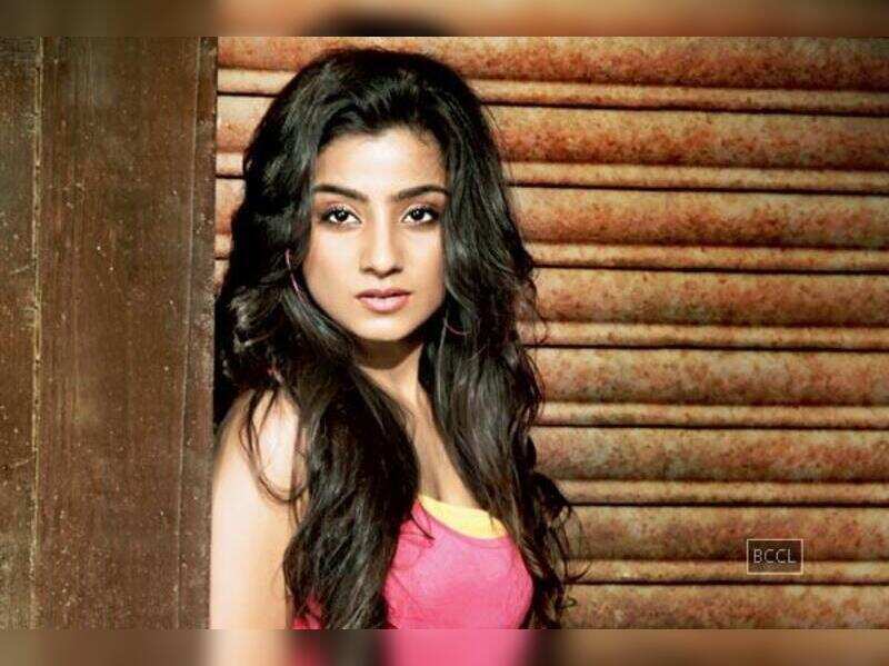 Neha Marda Refuses To Play Mother To Mohit Quits Tv Show Times Of India