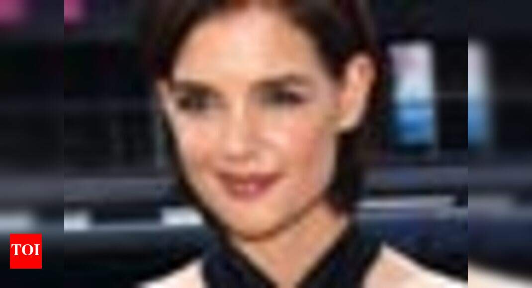 Katie set to launch dance scholarship | English Movie News - Times of India