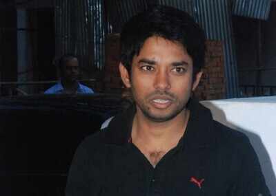 Director Saravanan injured in car accident | Tamil Movie News - Times ...