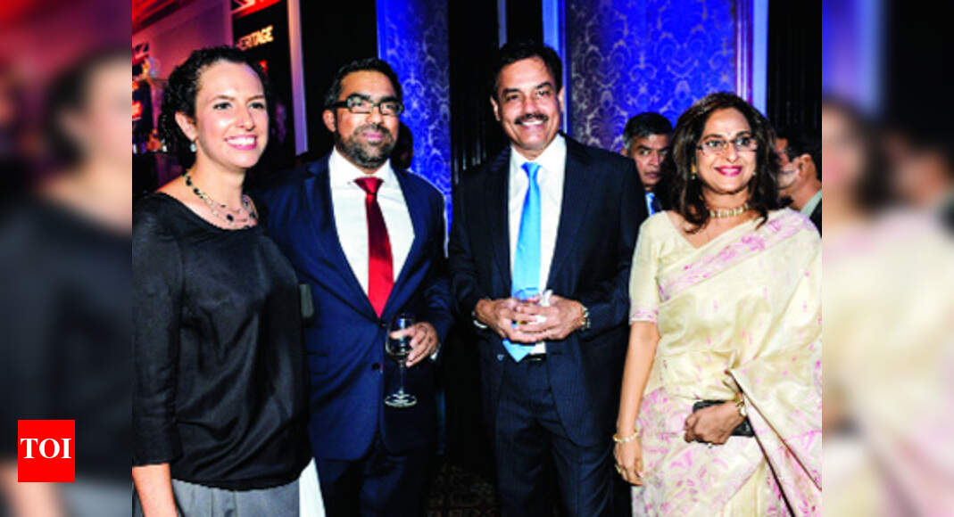 Royal celebrations for the Queen’s 89th birthday - Times of India