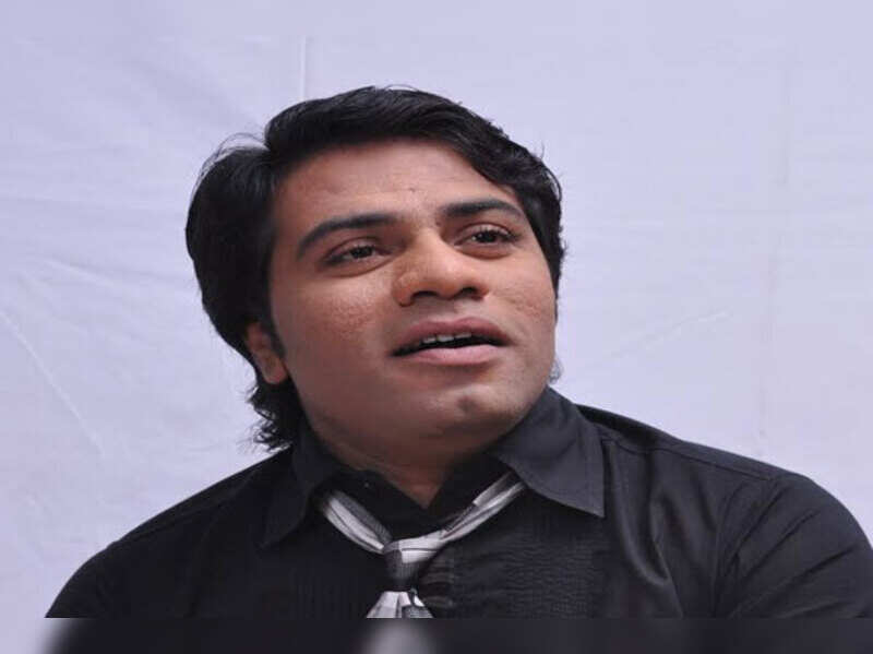 Pakistani singer Javed Bashir sings for a film based on social issues ...