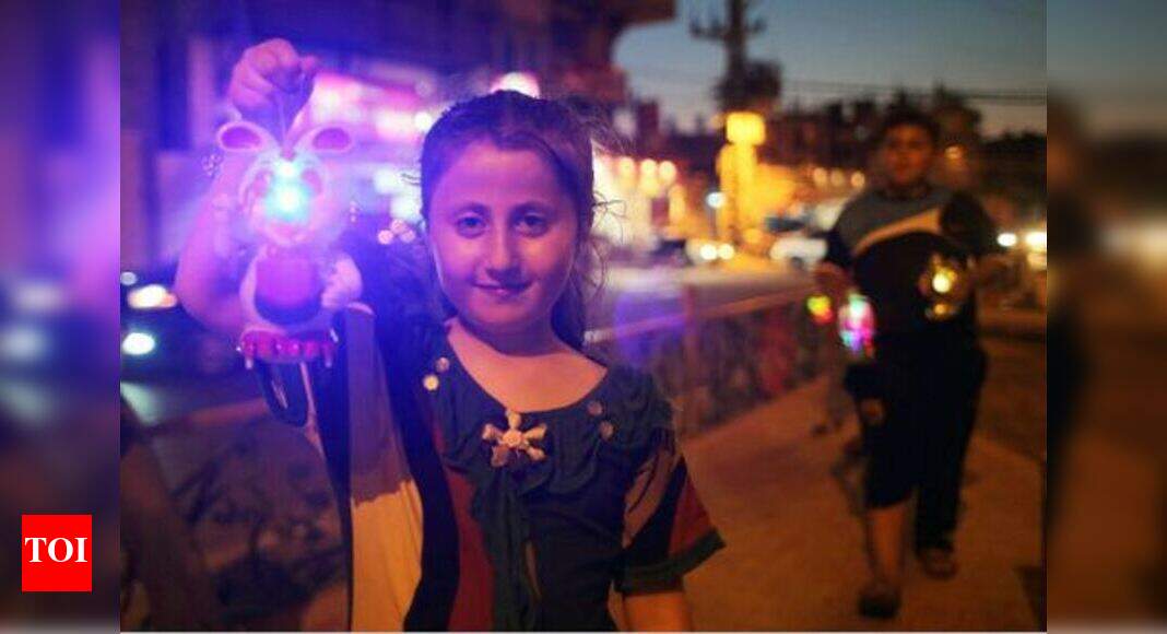 Final UN shelter in Gaza closes, many remain homeless - Times of India