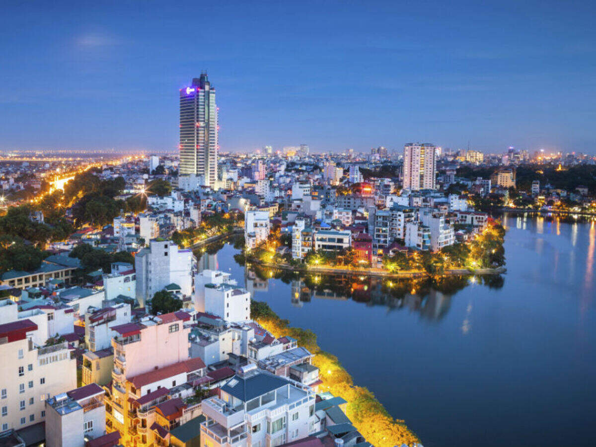 Beauty And The East | Hanoi Sightseeing | TimesTravel