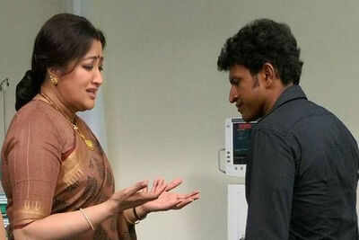 Puneeth Rajkumar makes Sumalatha Ambareesh cry? | Kannada Movie News ...