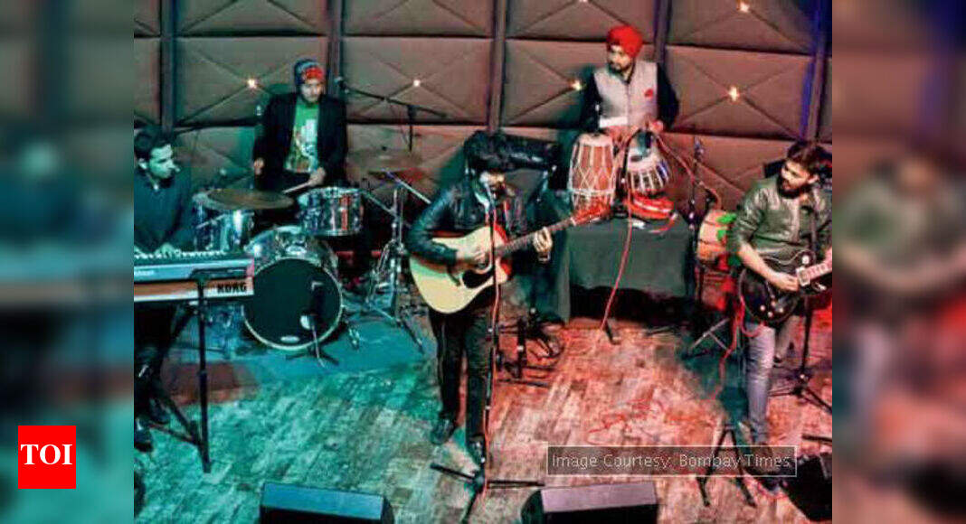 Everyone in the band Tarkash is inspired by Sufi artists | Hindi Movie ...