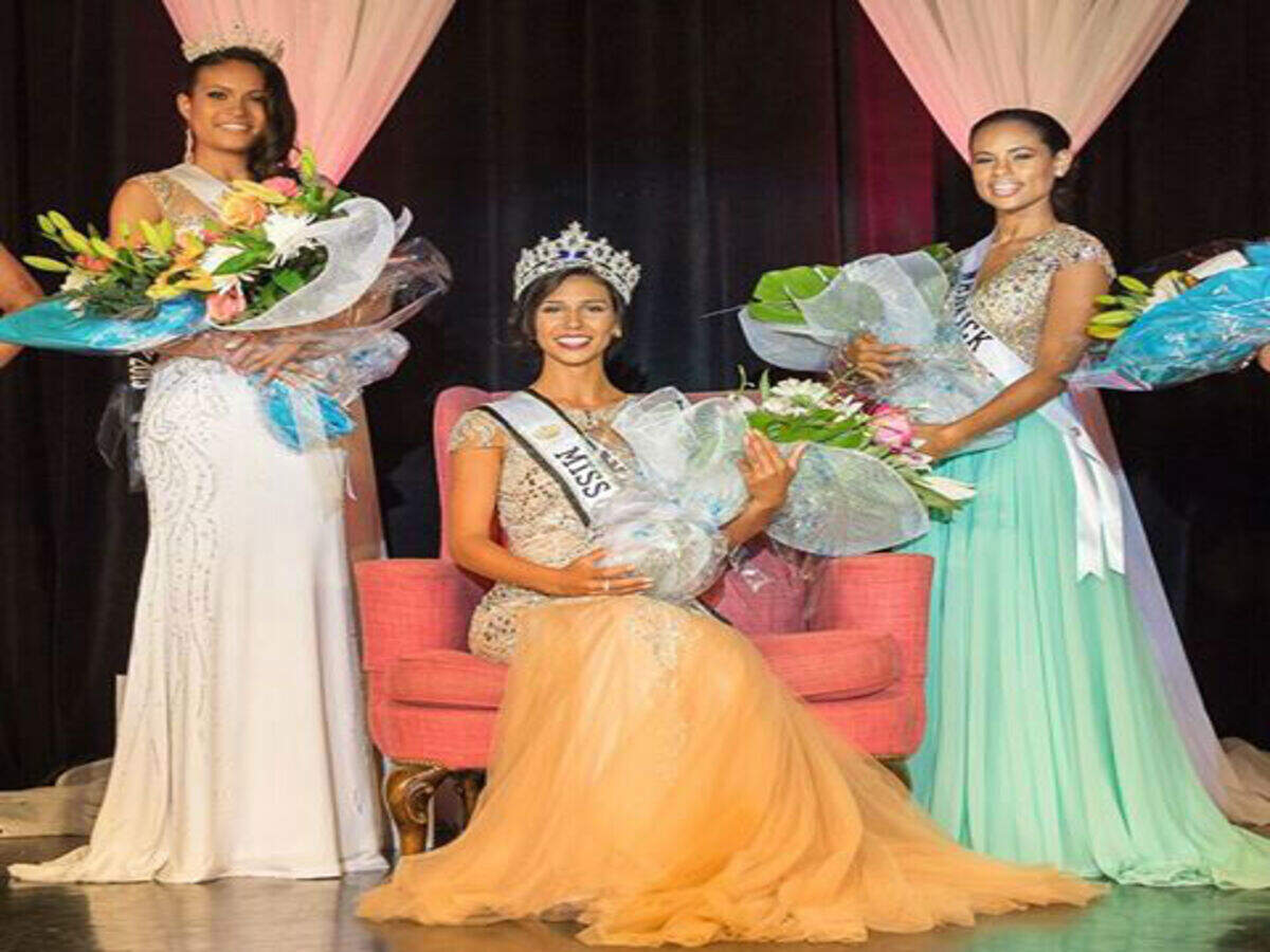 Beauty with brains Alyssa Rose gets crowned Miss Bermuda 2015
