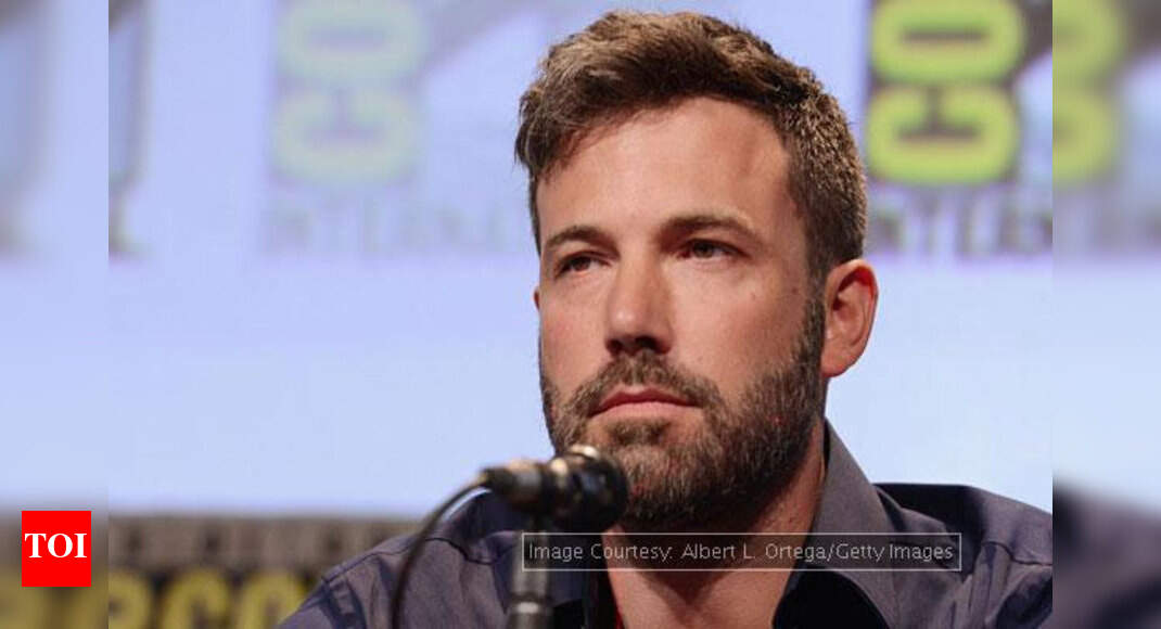 Ben Affleck spotted without his wedding ring again | English Movie News ...
