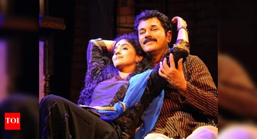 Mukesh and Mohanlal team up for theater | Malayalam Movie News - Times ...