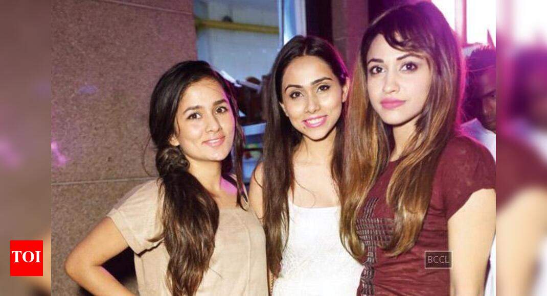 Neeraj Sachdeva hosts Pablina sundowner in Gurgaon | Events Movie News ...