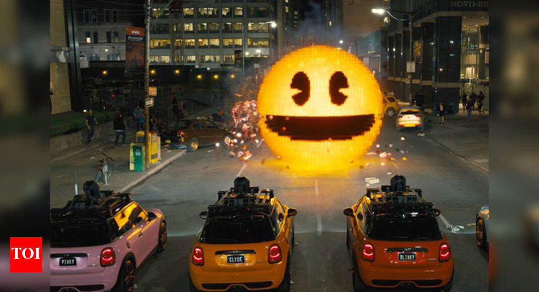 Movie Pixels Review 2015, Story, Trailers | Times of India