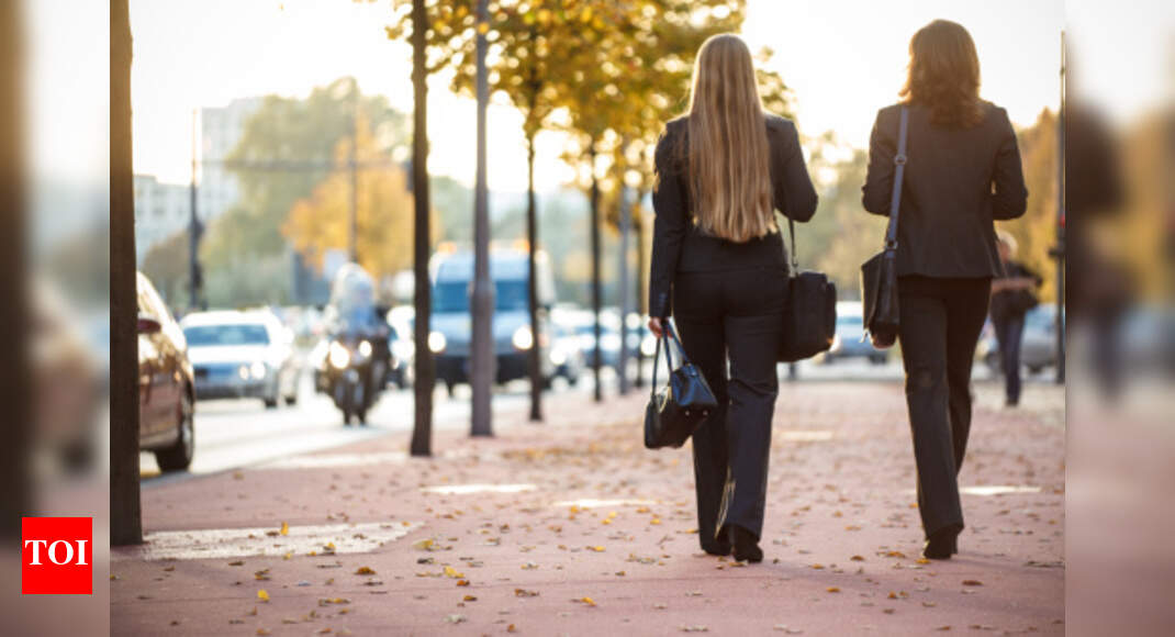 Have you tried the double bag trend yet? - Times of India