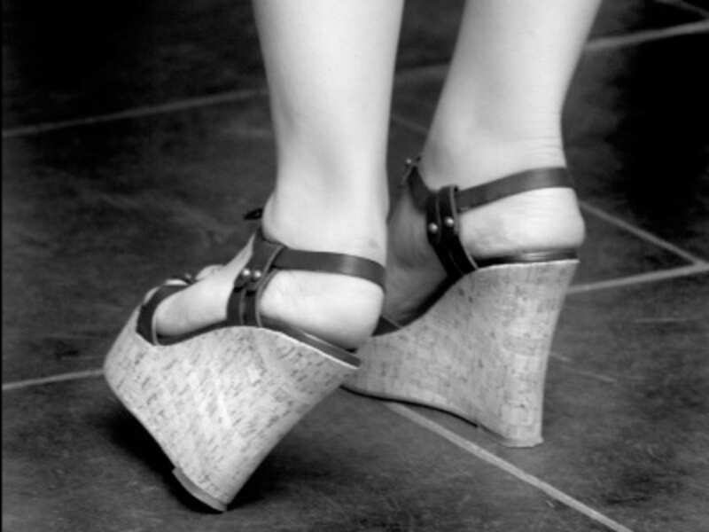 How to walk in heel-less heels - Times of India