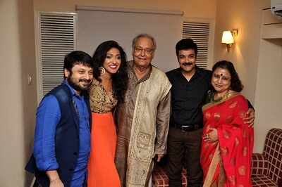 Belaseshe celebrates 100 days | Bengali Movie News - Times of India