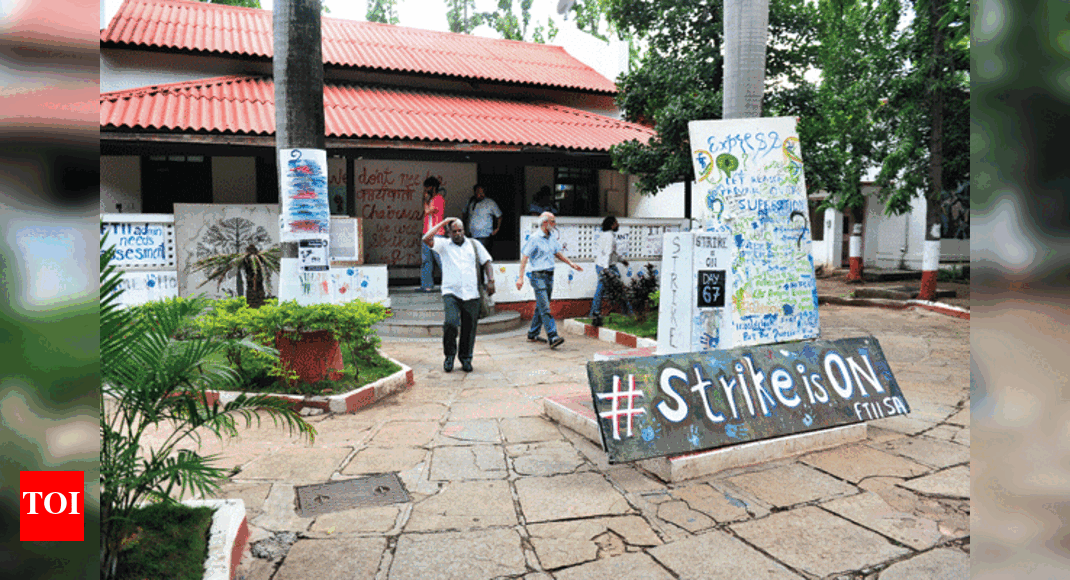 FTII Strike Day 69: Incomplete films are forcefully taken up for ...