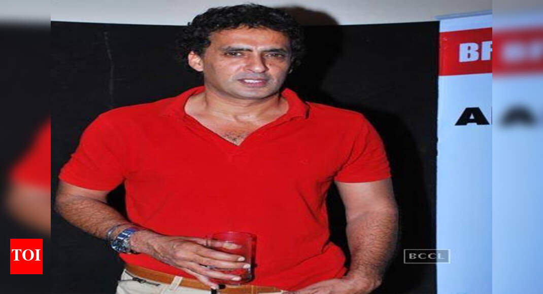 Mamik returns as MMA coach | Hindi Movie News - Times of India