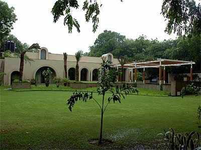 Centre gives nod to rebuild MP flats in Lutyens Delhi - Times of India