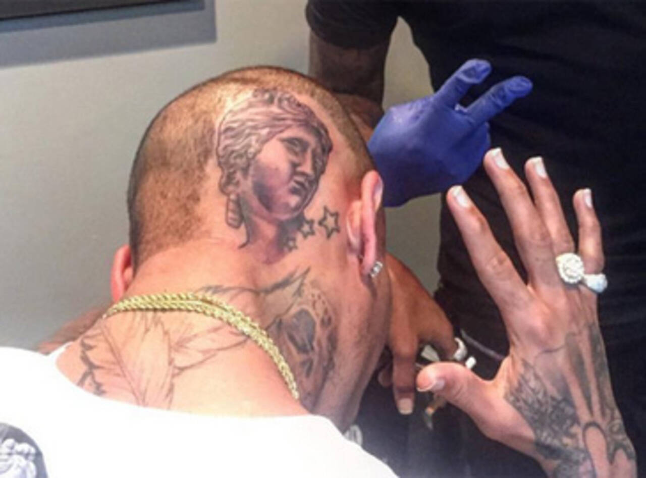 Chris Brown Nek Tatoeages