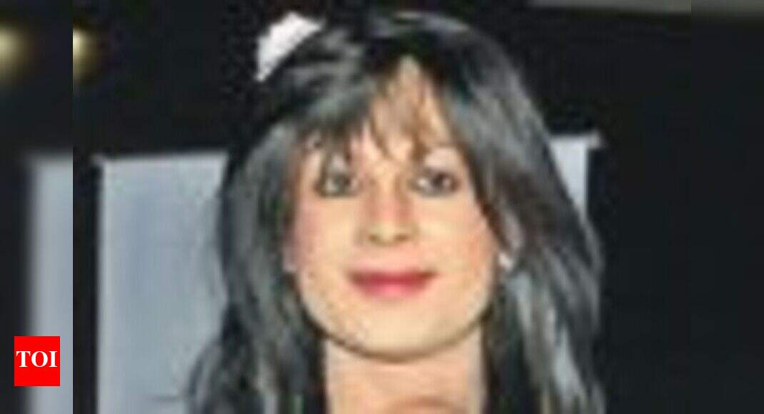 Kiss miss: Hey, there, Bobby girl! - Times of India