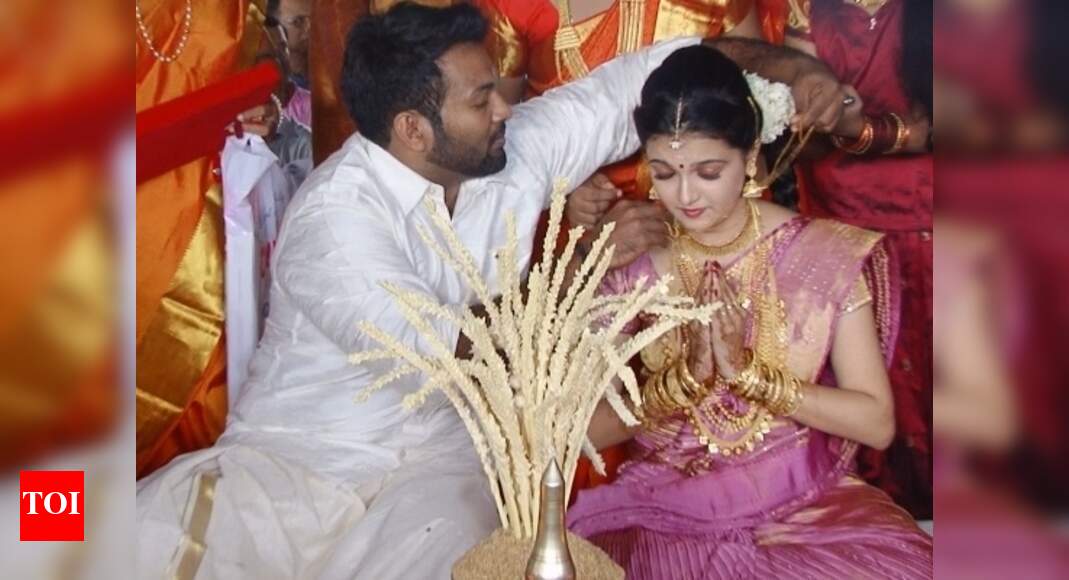 Saranaya Mohan marries Arvind Krishnan | Malayalam Movie News - Times of India