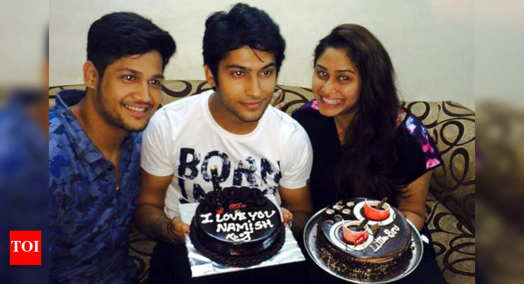 Namish celebrates B'day with family - Times of India