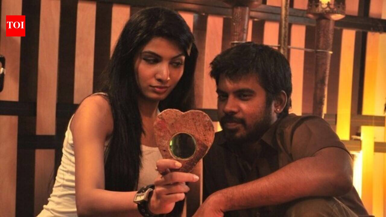 Strawberry Movie Review {2/5}: Critic Review of Strawberry by Times of ...