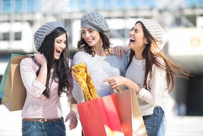How to spend smartly while shopping - Times of India