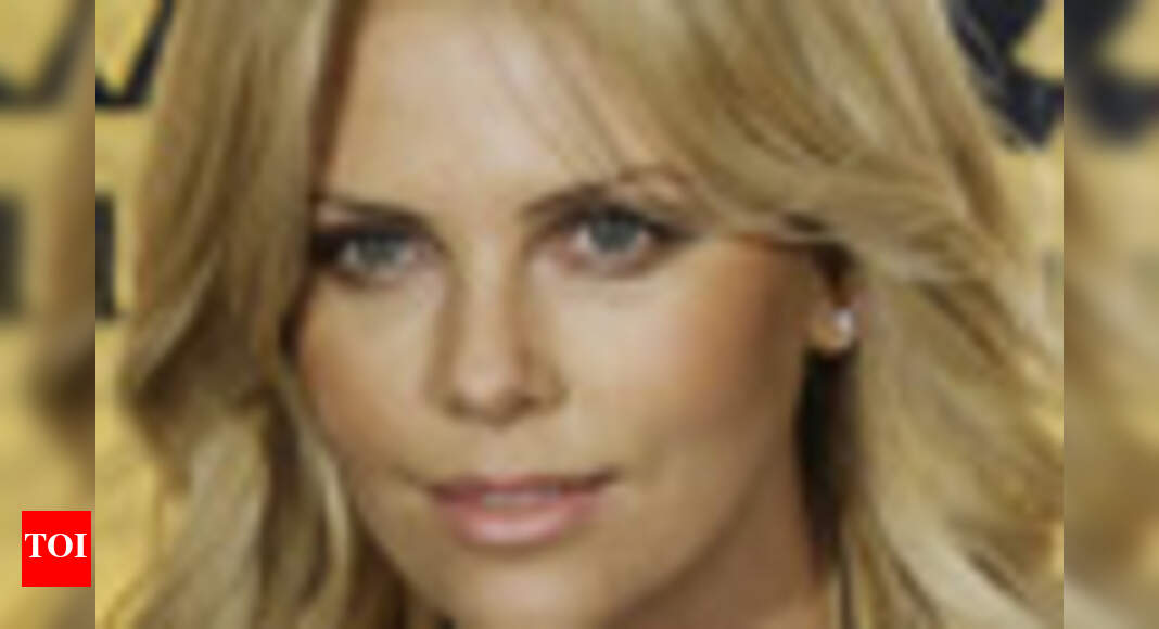 Charlize: I want to have five kids | English Movie News - Times of India